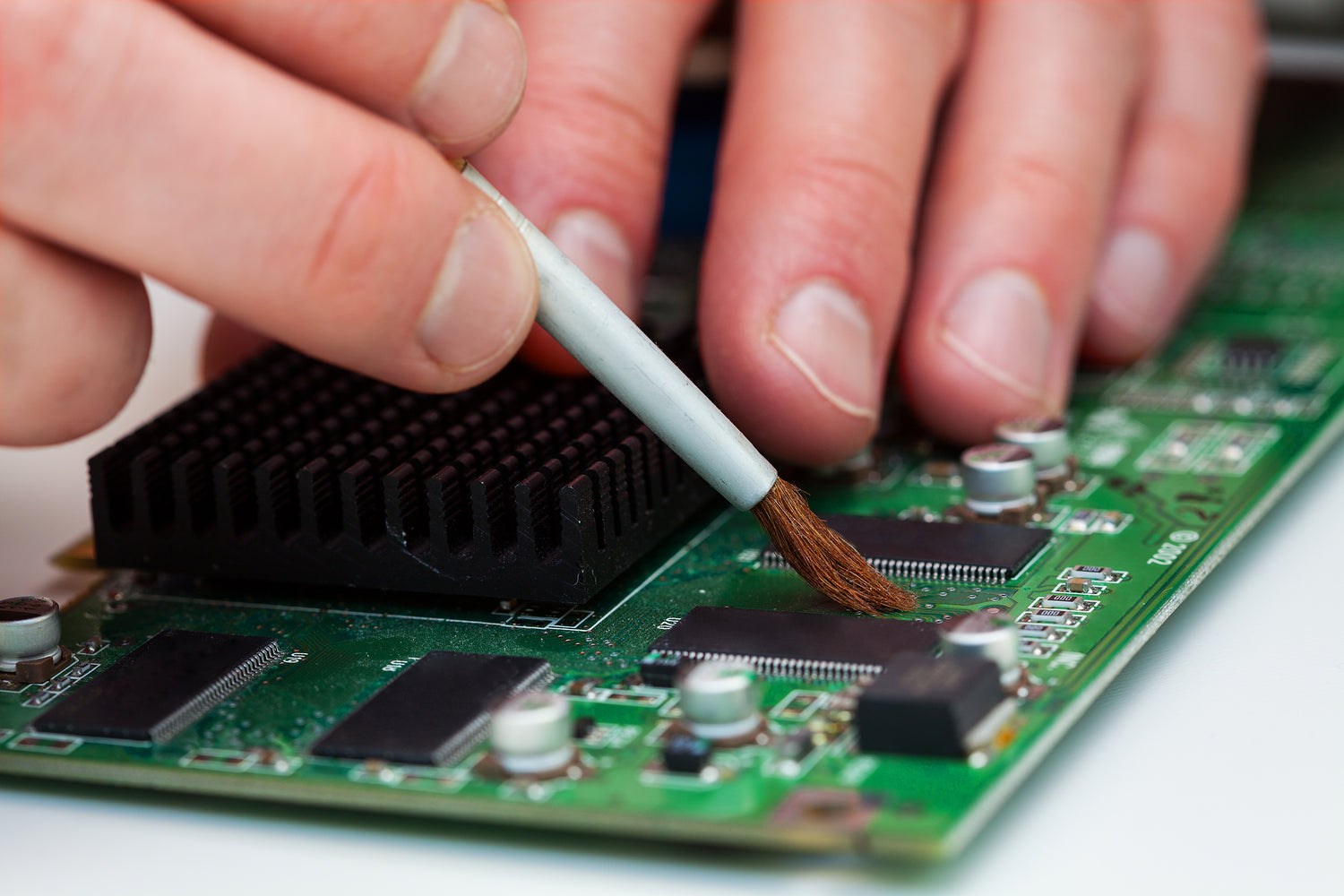 Cleaning Circuit Board Flux - To Clean or Not to Clean? – Stellar ...